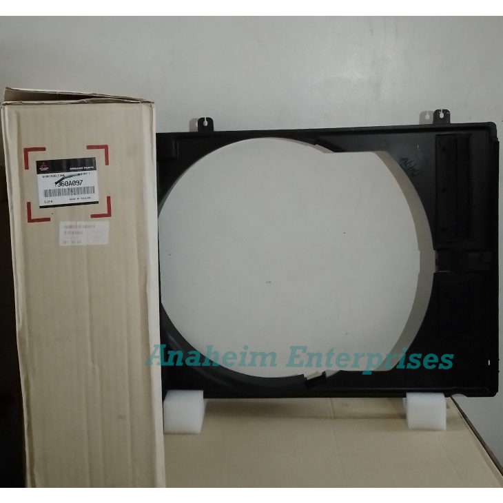 Mitsubishi Montero 2016 - 2019, L200 Triton Strada 2019 - 2023 Radiator ...