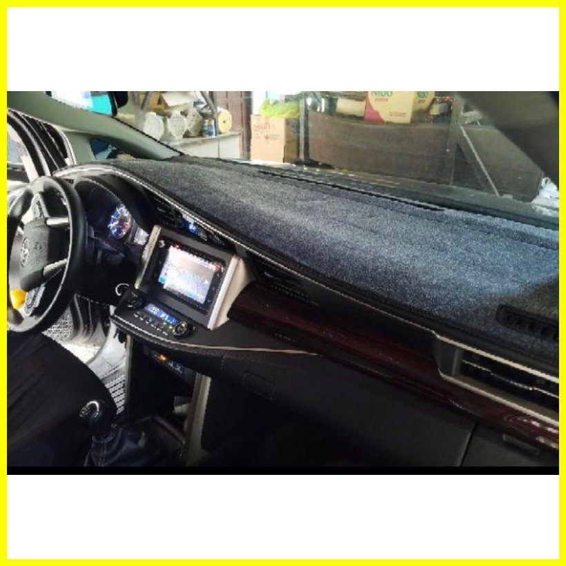 ,Toyota Innova 2017-2023 Insulated Dashboard Cover - UniTop