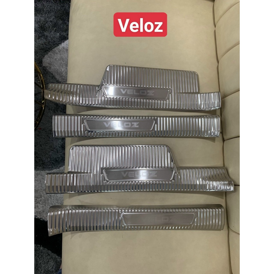 Veloz Stainless Steel Step Cladding, Scratch-Resistant Trunk, Stainless ...